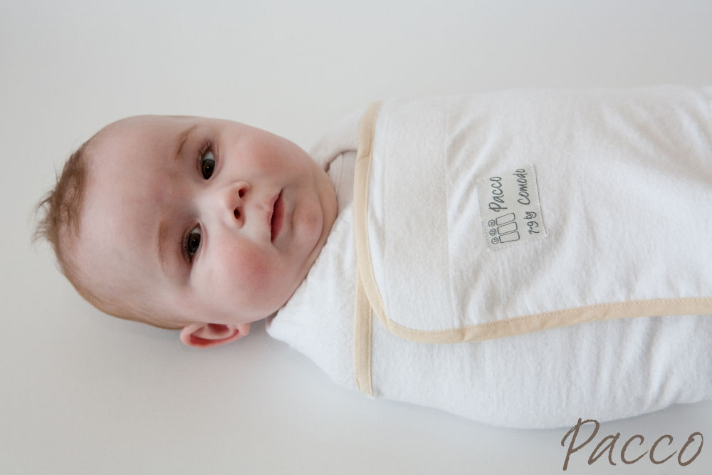 Pucktuch für Babys ab 7kg, Pacco Comodo WEIß | Pucken mit Pacco